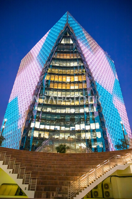 The famous landmarks of Riyadh The architectural art of the towers and ...