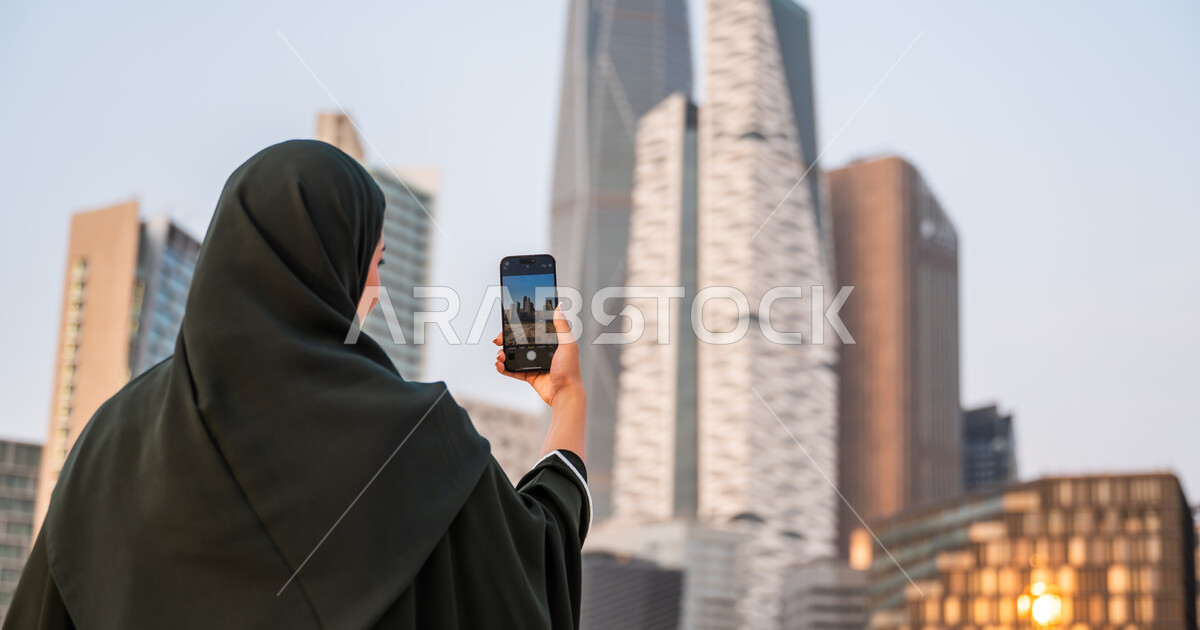 نشر ومشاركة التطور الحضاري والعمراني للمنشآت الاقتصادية ومعالم الرياض ...