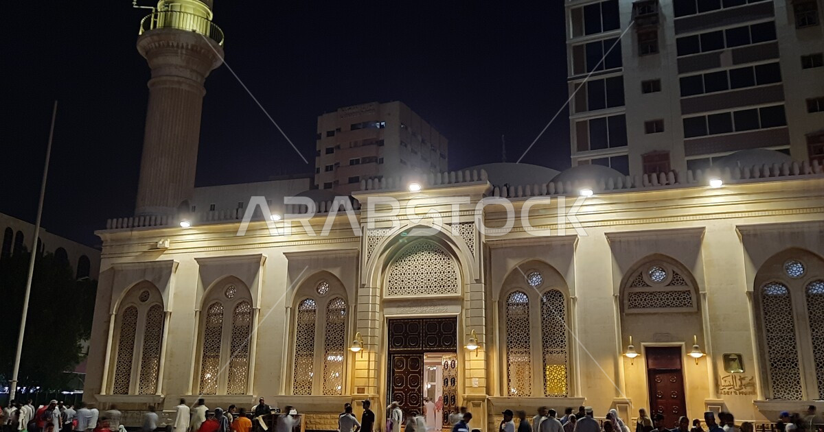 Muslim worshipers in the outer courtyards of Al Mahmal Mosque, car ...