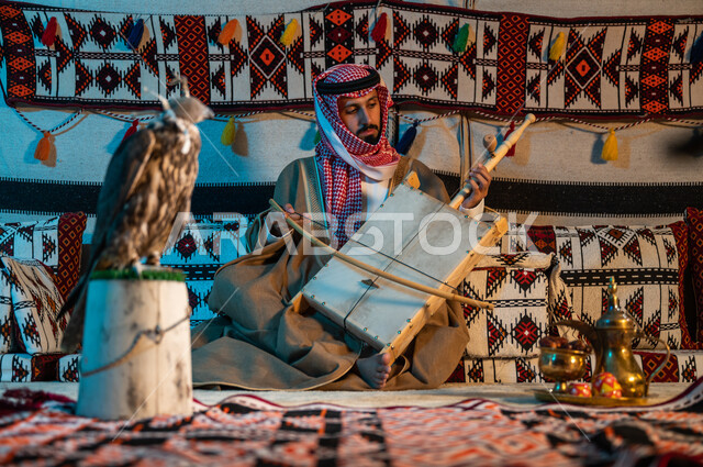 Passion for raising birds of prey, reviving popular Saudi heritage, a ...