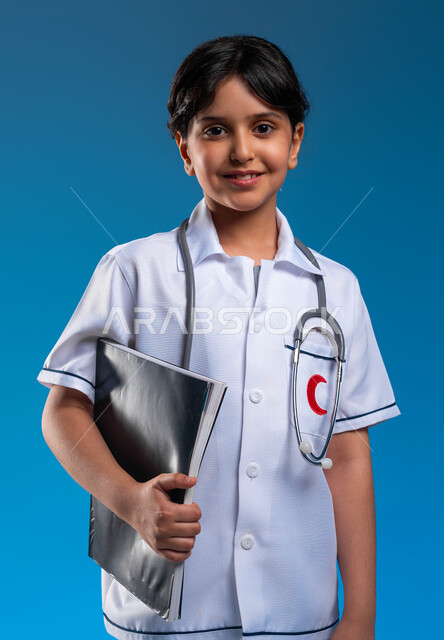 Future ambitions and goals for working in clinics and hospitals, a ...