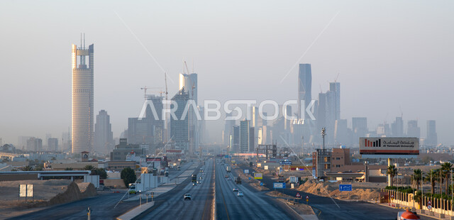 The northern entrance to the city of Riyadh, the main streets in Riyadh ...