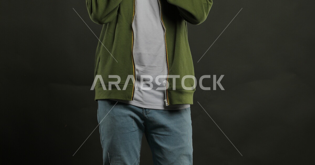 Stress, anxiety and feeling of disappointment, portrait of a Saudi Gulf ...