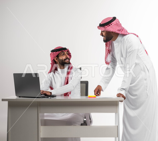 The concept of cooperative management, unity and group interaction to ...