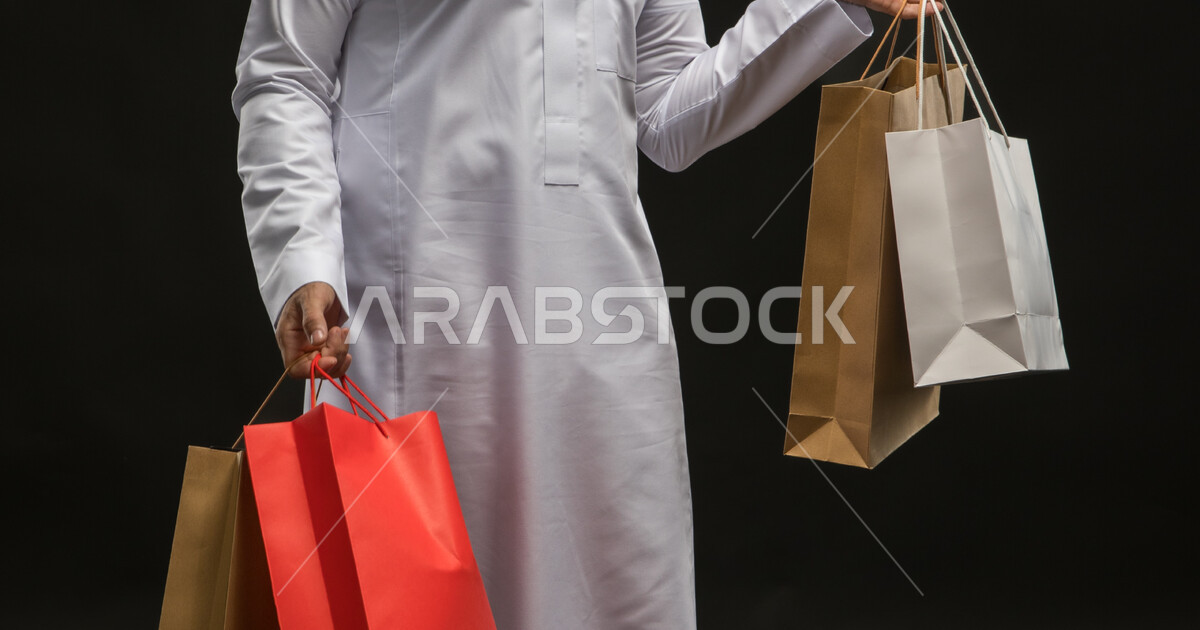 تعابير الاحساس بالتعب والارهاق من التسوق، مفهوم الشراء واقتناء