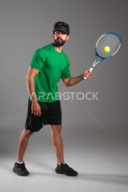 Training to master the game of padel, recreational activities and youth ...