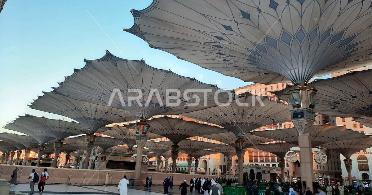 أماكن ومعالم دينية إسلامية مقدسة في المملكة العربية السعودية، تجمع ...