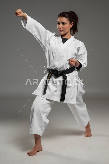 Training in special combat movements and the art of self-defense ...