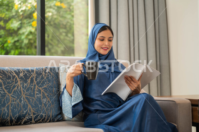 Reading novels and stories, gestures of concentration and enjoyment ...