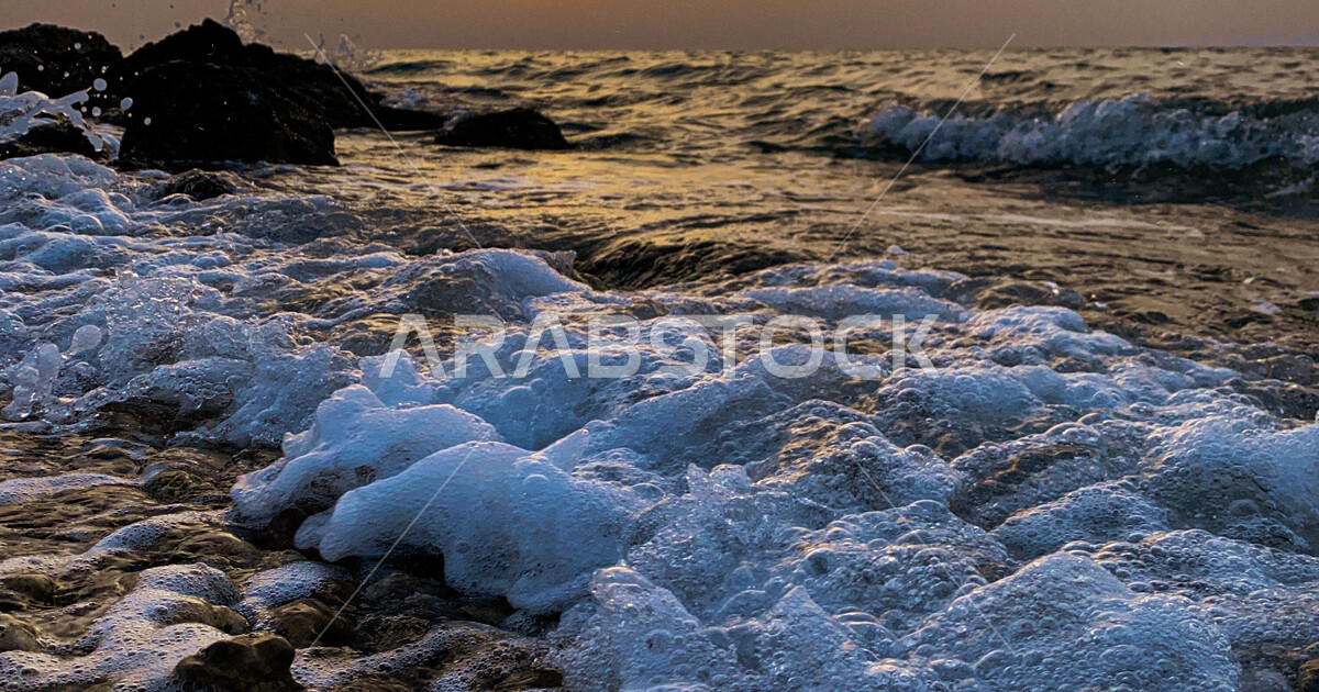 Half Moon Beach in the city of Al-Khobar in Dammam, enjoying the calm ...