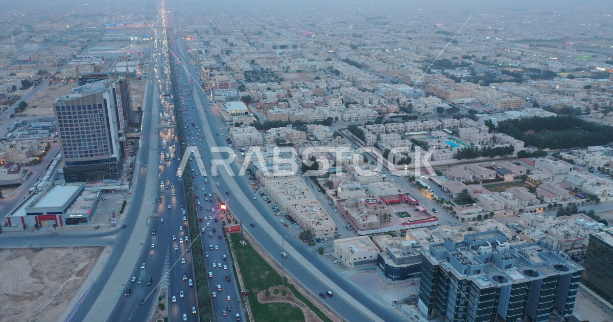 حركة مرور السيارات على الطريق العام، الفن الهندسي المعماري المتميز في ...