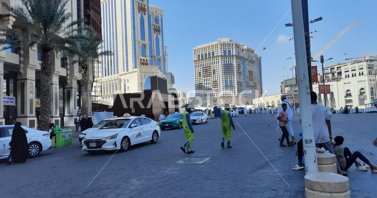 Islamic tourist places for pilgrims and Umrah pilgrims, the square of ...