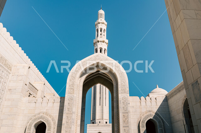 Places of sacred religious tourism, famous Islamic mosques and ...