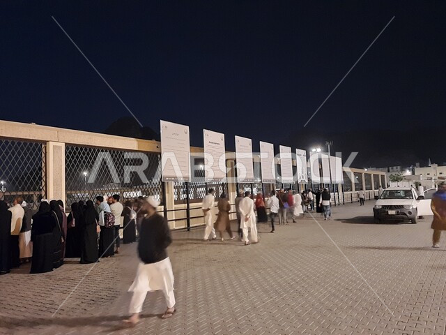 Famous holy Islamic places, Muslims from all over the world gathered in ...