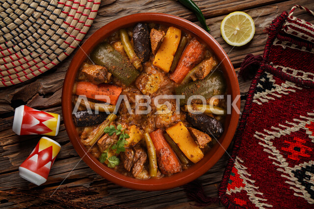 Famous old foods and dishes in Saudi cuisine, popular Saudi Arabian ...