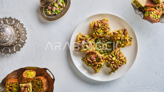 Tamriyah sweets dish with pistachios, dishes of oriental Arabic sweets ...