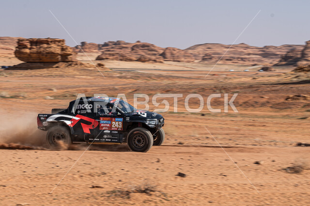 Tracks on sand dunes, the World Desert Rally Championship, the Dakar ...