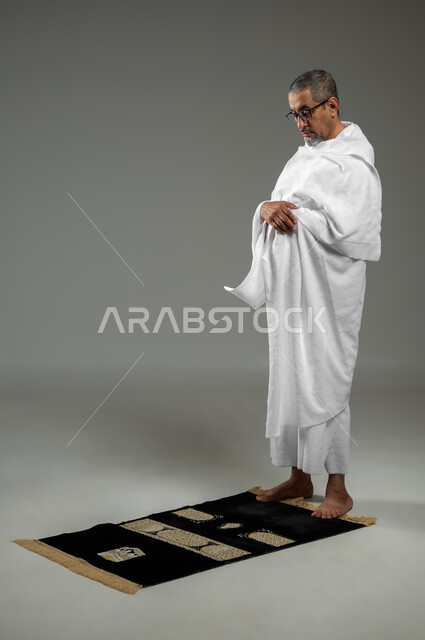 The importance of committing to pray on time, performing Hajj and Umrah ...