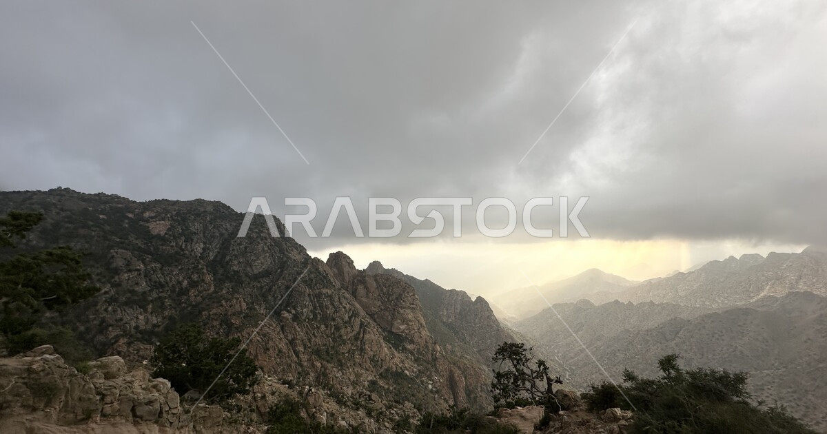 A natural view of the Al-Shifa Mountains in the city of Taif in the ...