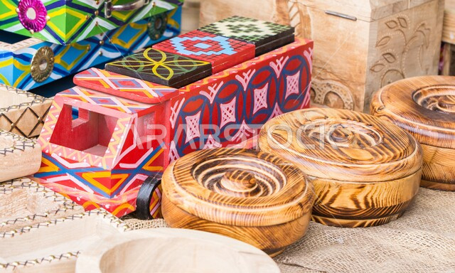 Ancient traditional arts, popular professions and crafts in Saudi ...