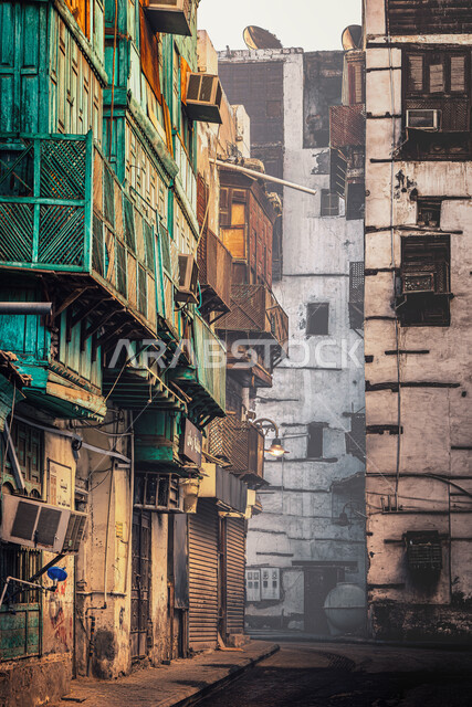 The old Rawashin in the historical city of Jeddah, with an ancient Arab ...