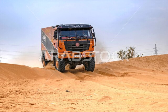 A four-wheel drive truck, youth recreational activities, the World ...