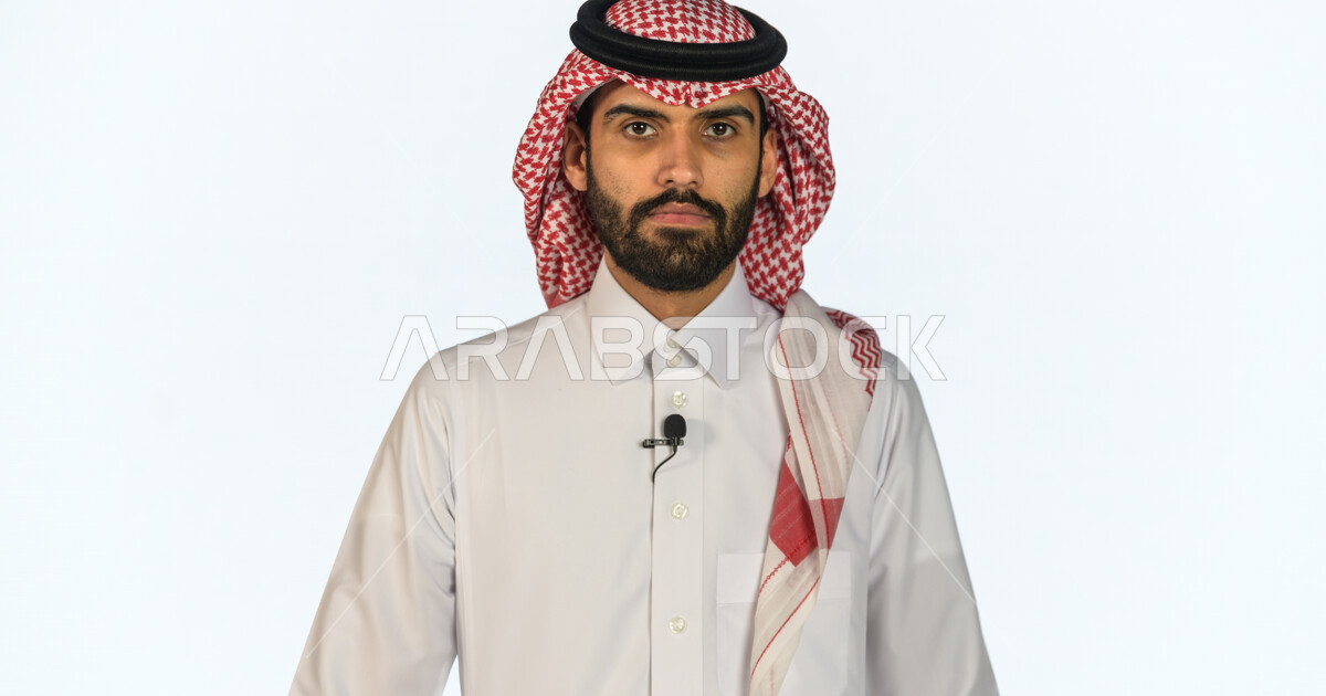 Portrait of a Saudi-Gulf broadcaster and journalist with the skill to ...