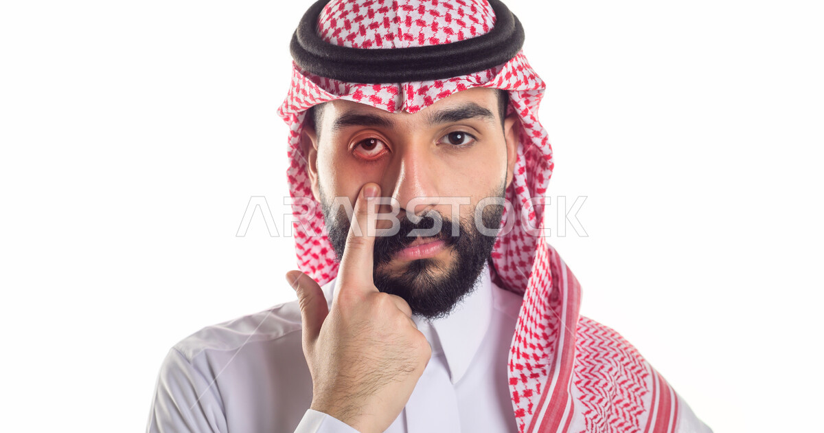 Portrait of a Saudi Arabian Gulf man suffering from eye health problems ...