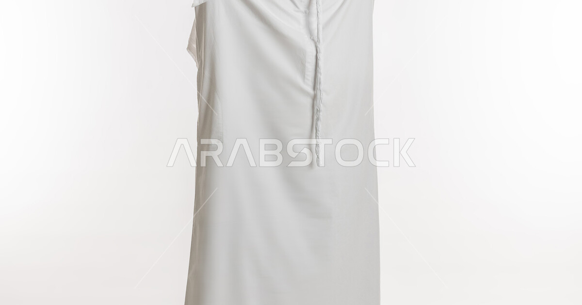 الانزعاج عند سماع خبر سيء ,الوقوع في مصيبة, النظر الى الكاميرا بتعابير ...