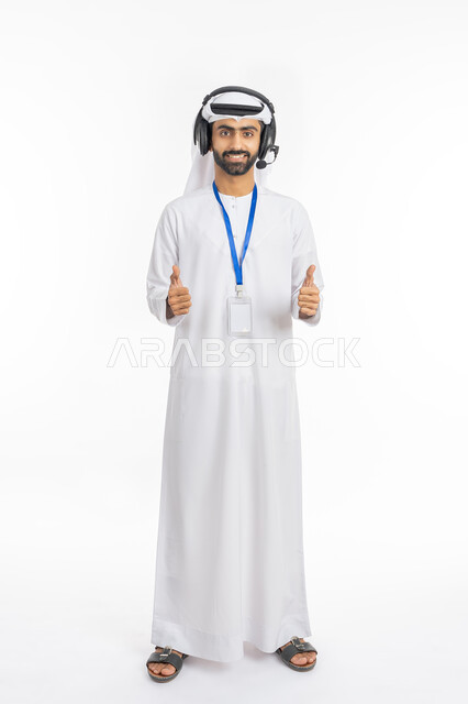 Answering customer questions and inquiries in the technical support ...