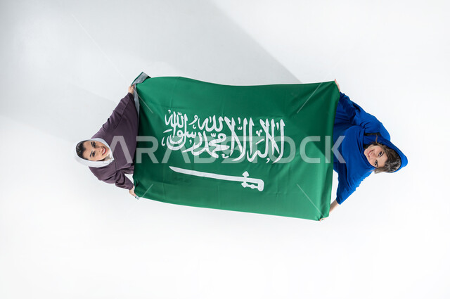 Celebrating Saudi National Day, Showing the Role of Saudi Girls in ...