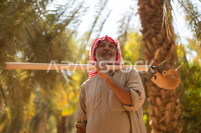 Using old folk tools to work on the farm, spending time working ...