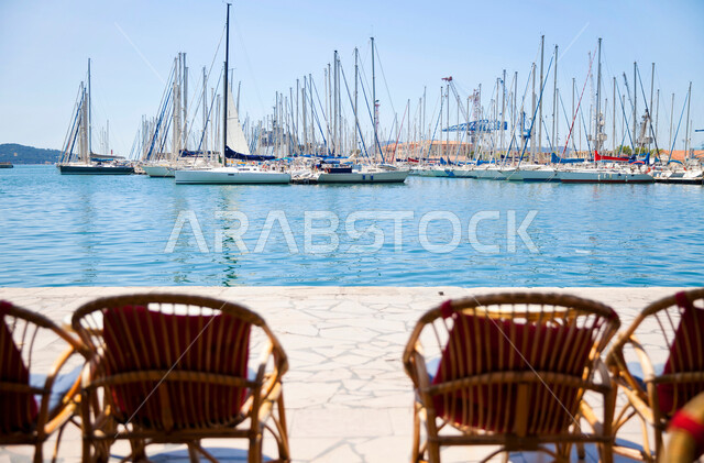 Fishing boats and ships on the Red Sea in Jeddah, Saudi Arabia, famous ...