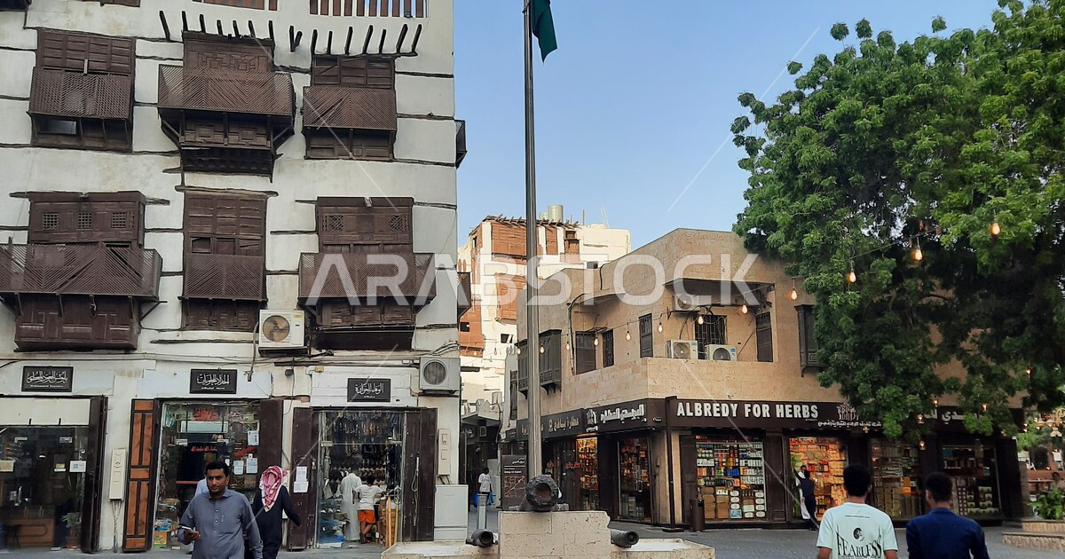 Markets and shops, streets and alleys in the historic city of Jeddah ...