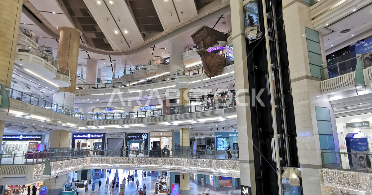 Interior view of Zamzam Shopping Tower (Abraj Al Bait), Shopping Malls ...
