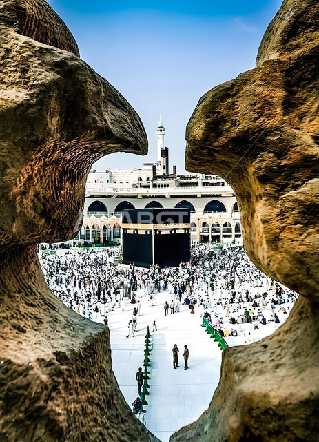 Sacred Islamic religious places and landmarks in the Kingdom of Saudi ...