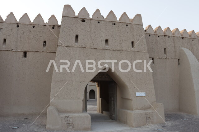 Structural engineering designs for ancient forts and castles, the ...
