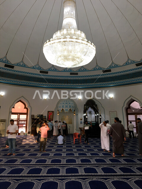 Performing Islamic holiday rituals, Ahmed Majid Al Ghurair Mosque in ...