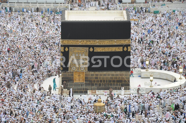 Worshiping and getting closer to God, circumambulating around the Holy ...