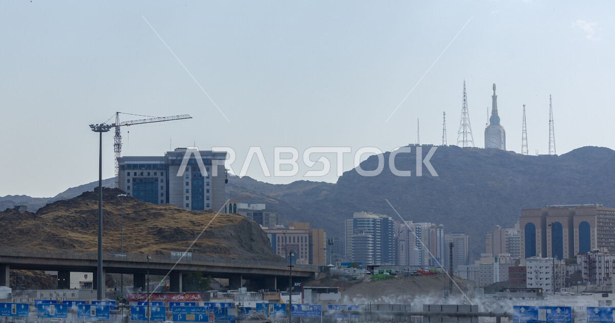 Securing and providing housing for pilgrims and Umrah pilgrims in Mina ...