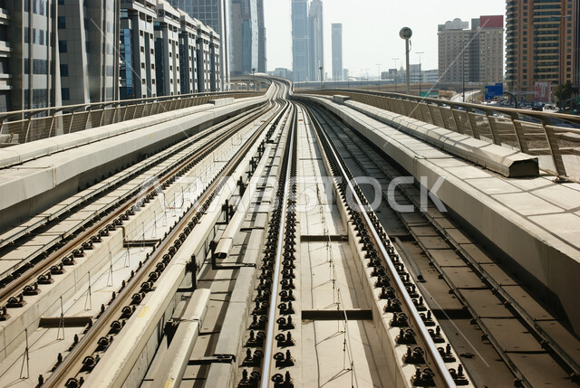 شبكة سكة حديد للنقل السريع ، مترو دبي في الامارات العربية المتحدة ...