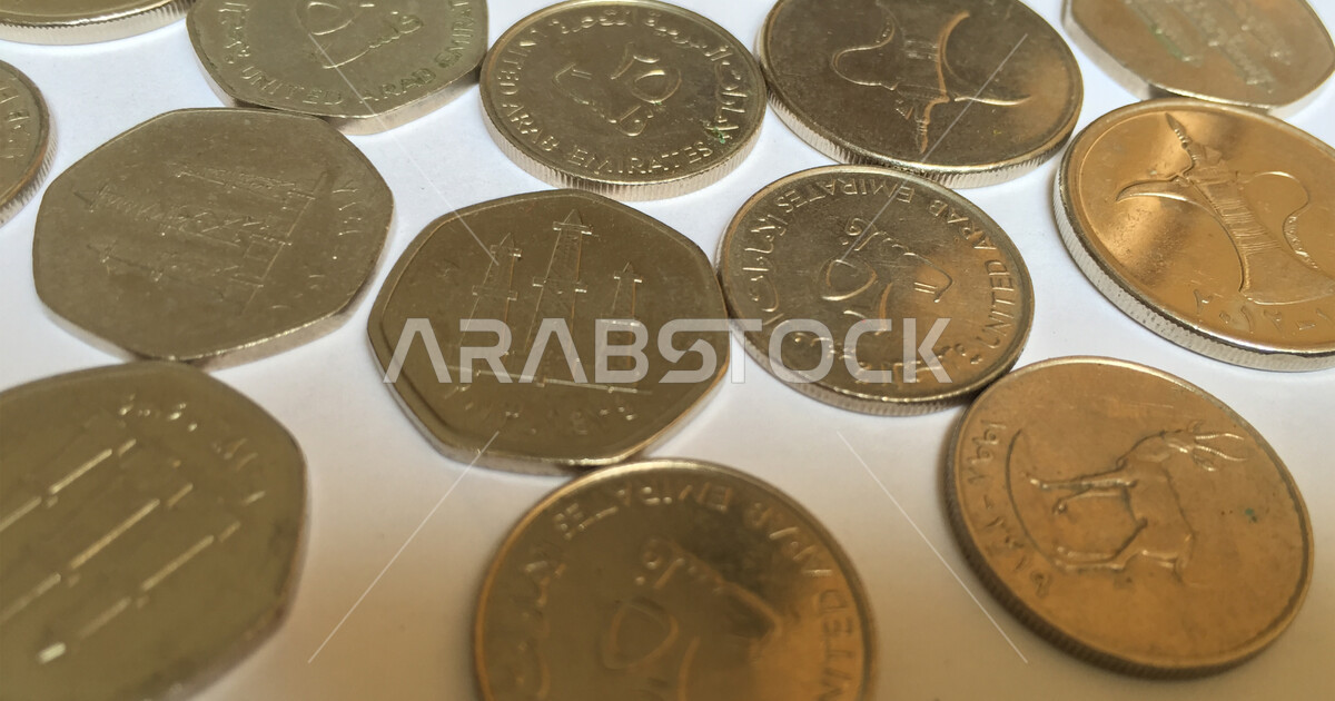 UAE Dirhams, Growth and Financial Profits, Official Currency of the ...