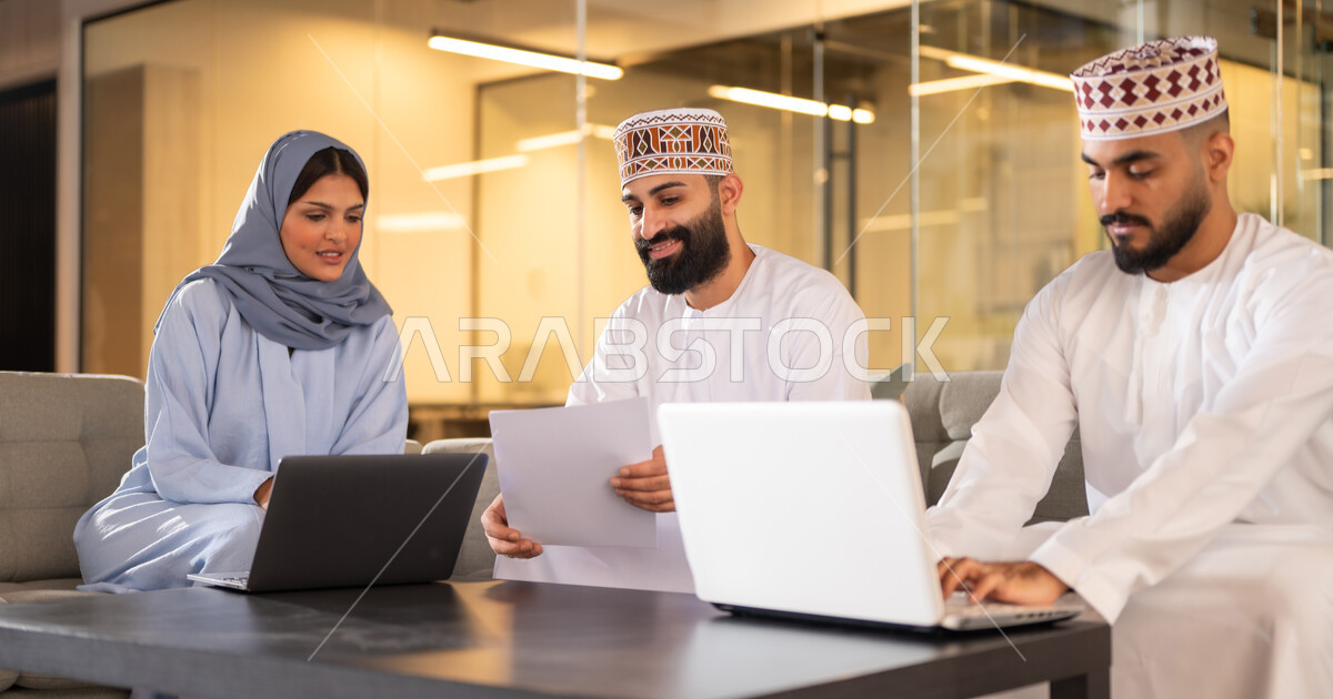 Administrative jobs and professions in the Sultanate of Oman, using ...