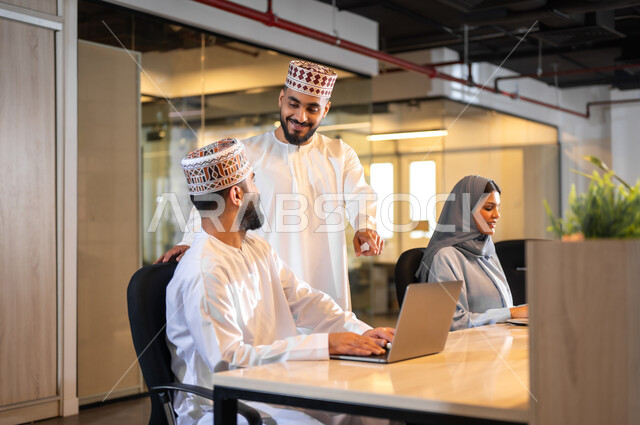 Exchanging conversations and views between colleagues, administrative ...