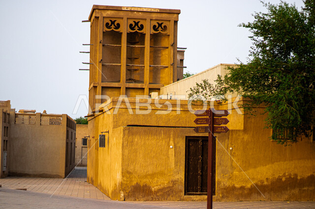 Historic buildings in the United Arab Emirates, famous tourist ...