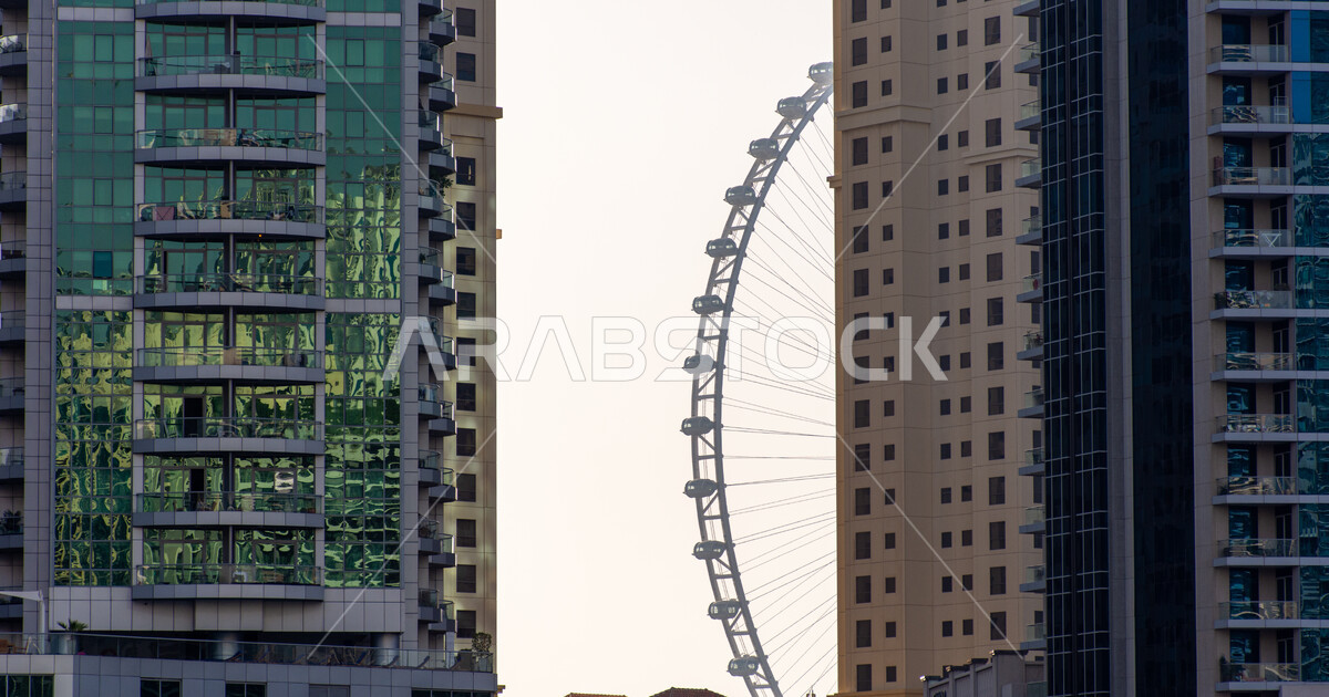 Progress, growth and urban expansion, a picture of the Ain Dubai wheel ...