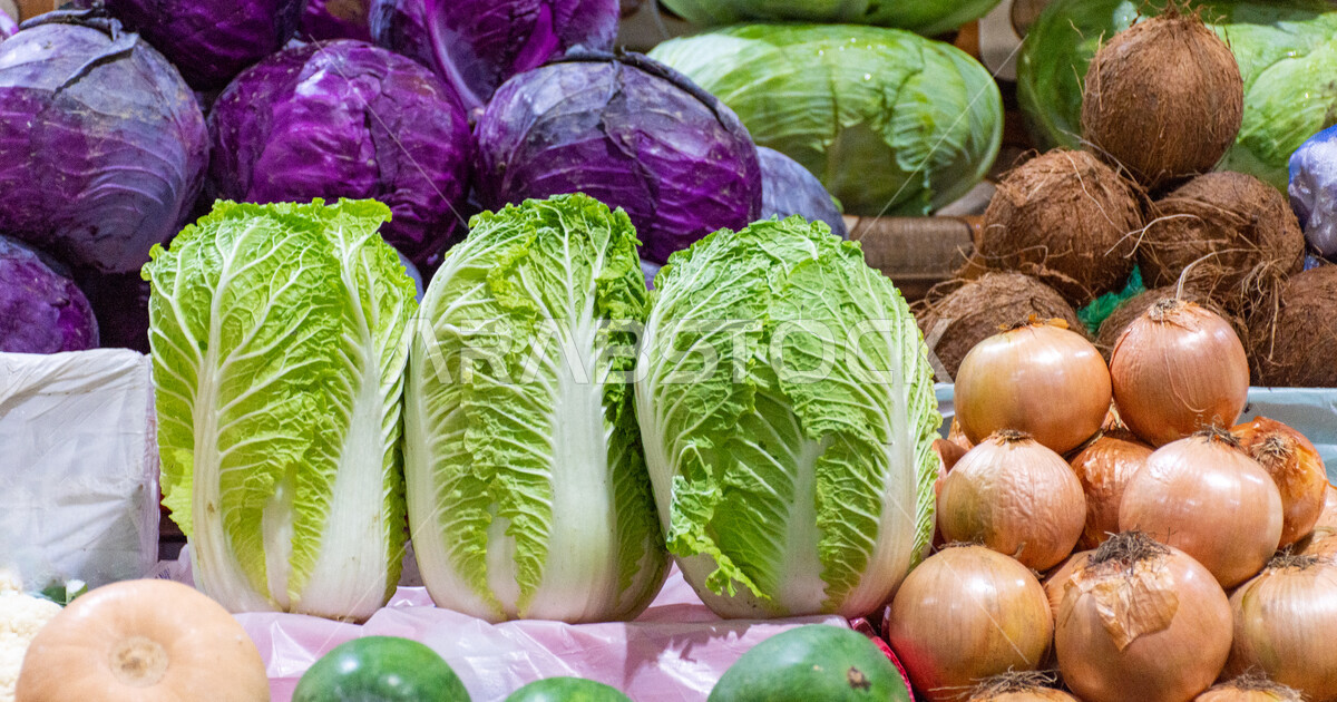 Vegetable and fruit market in Deira area of Dubai, UAE, national ...