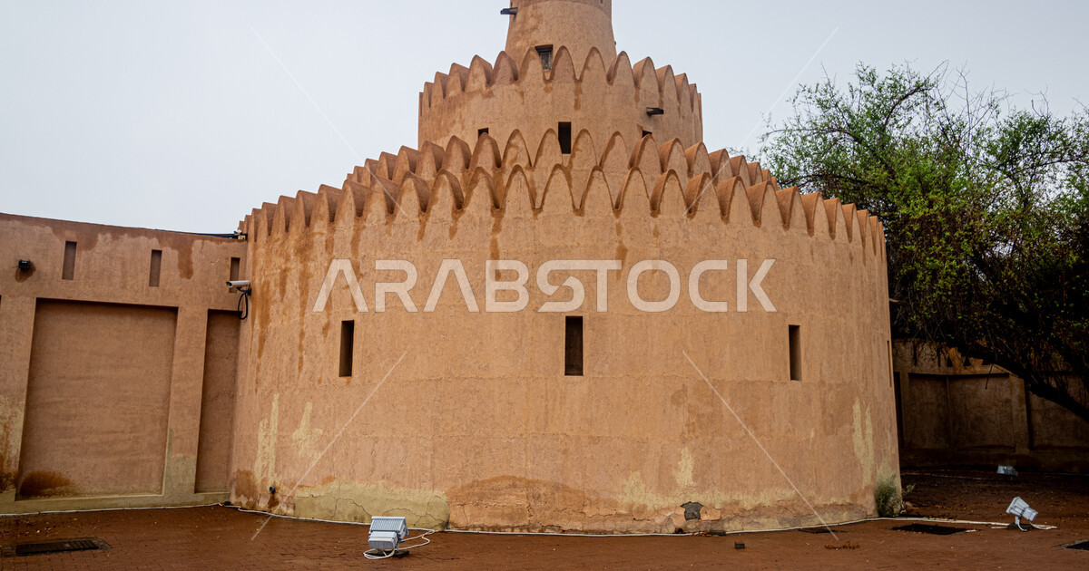 Old historical tourist attractions, Al Ain Museum in the Emirate of Abu ...