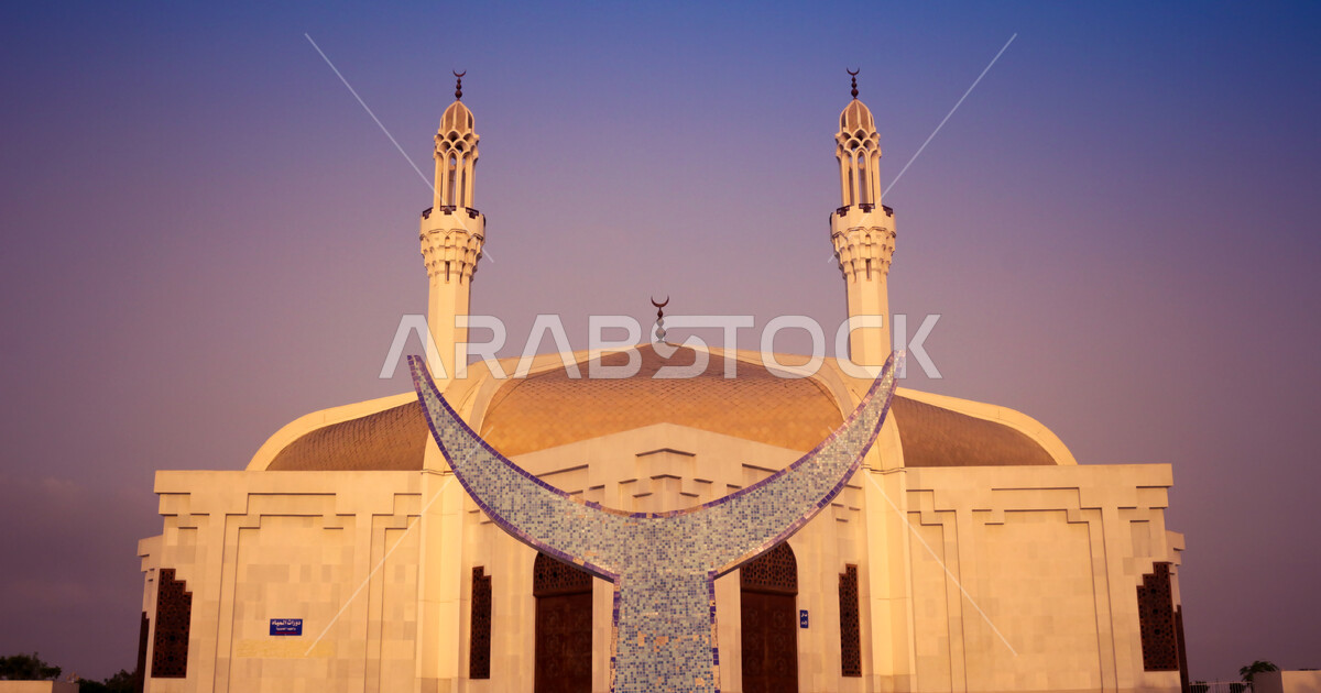Hassan Anani Mosque is one of the great mosques in Jeddah, located on ...