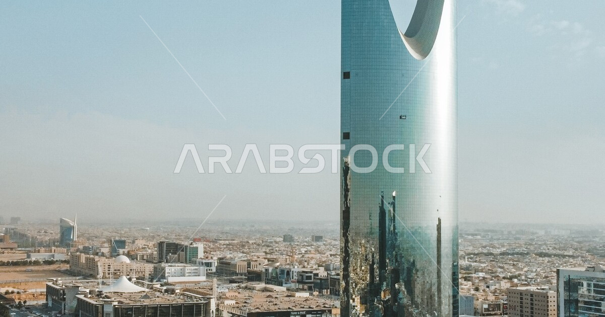 Architectural engineering art of Kingdom Tower in Riyadh, famous ...
